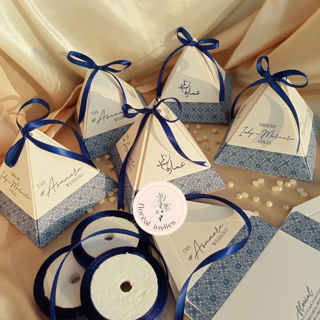 Triangle Bidh Boxes – Floréal Invites